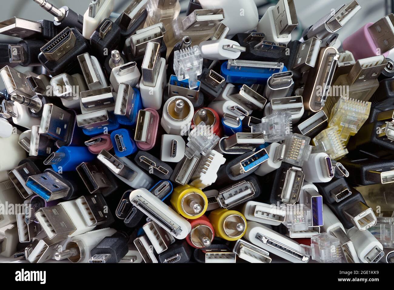 Heap a Lot Of USB (Universal Serial Bus) cables Connectors plugs ...