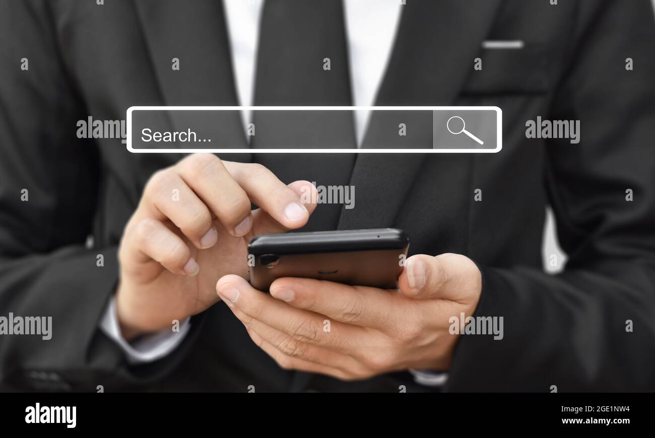 Mobile browser hi-res stock photography and images - Alamy