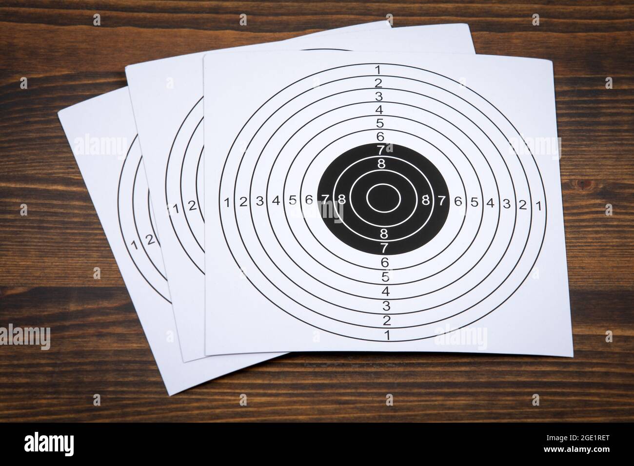Paper targets hi-res stock photography and images - Alamy