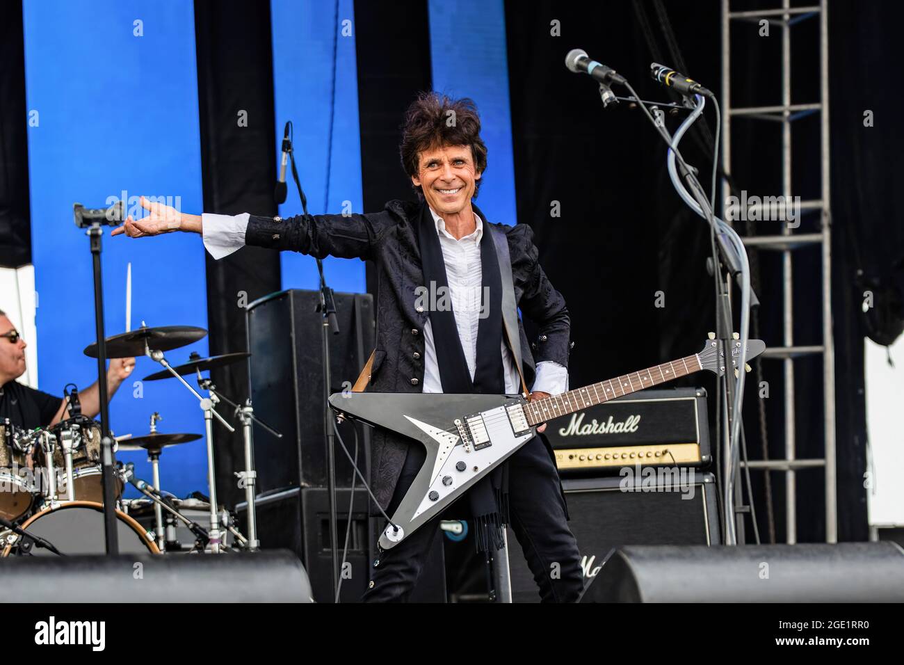 Prism lead singer al harlow hi-res stock photography and images - Alamy