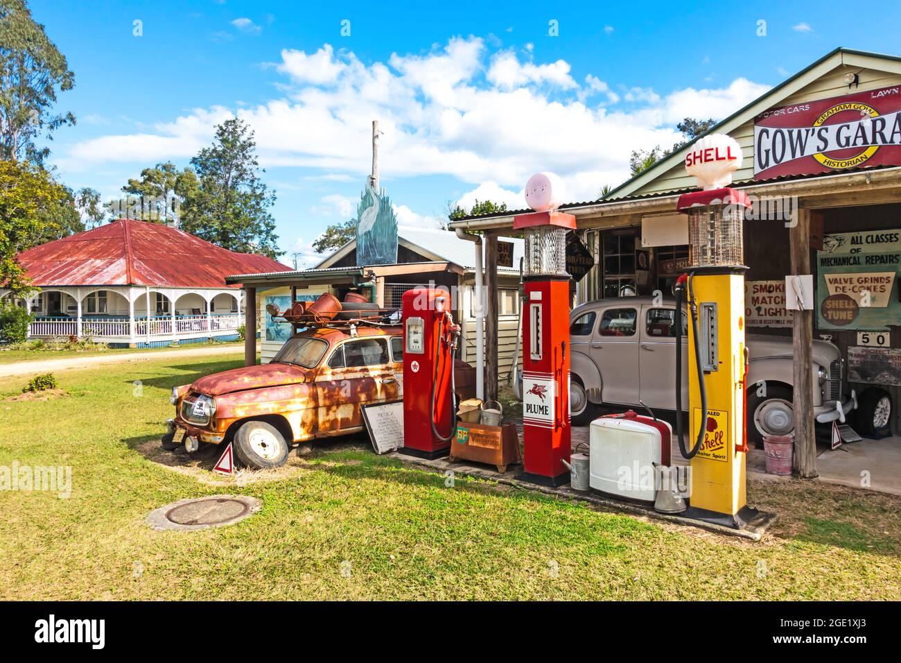Village gas station hi-res stock photography and images - Alamy