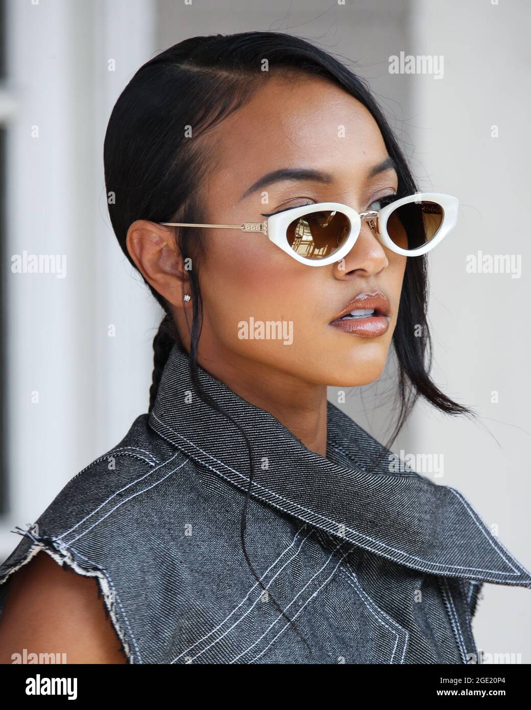 Karrueche model hi-res stock photography and images - Alamy