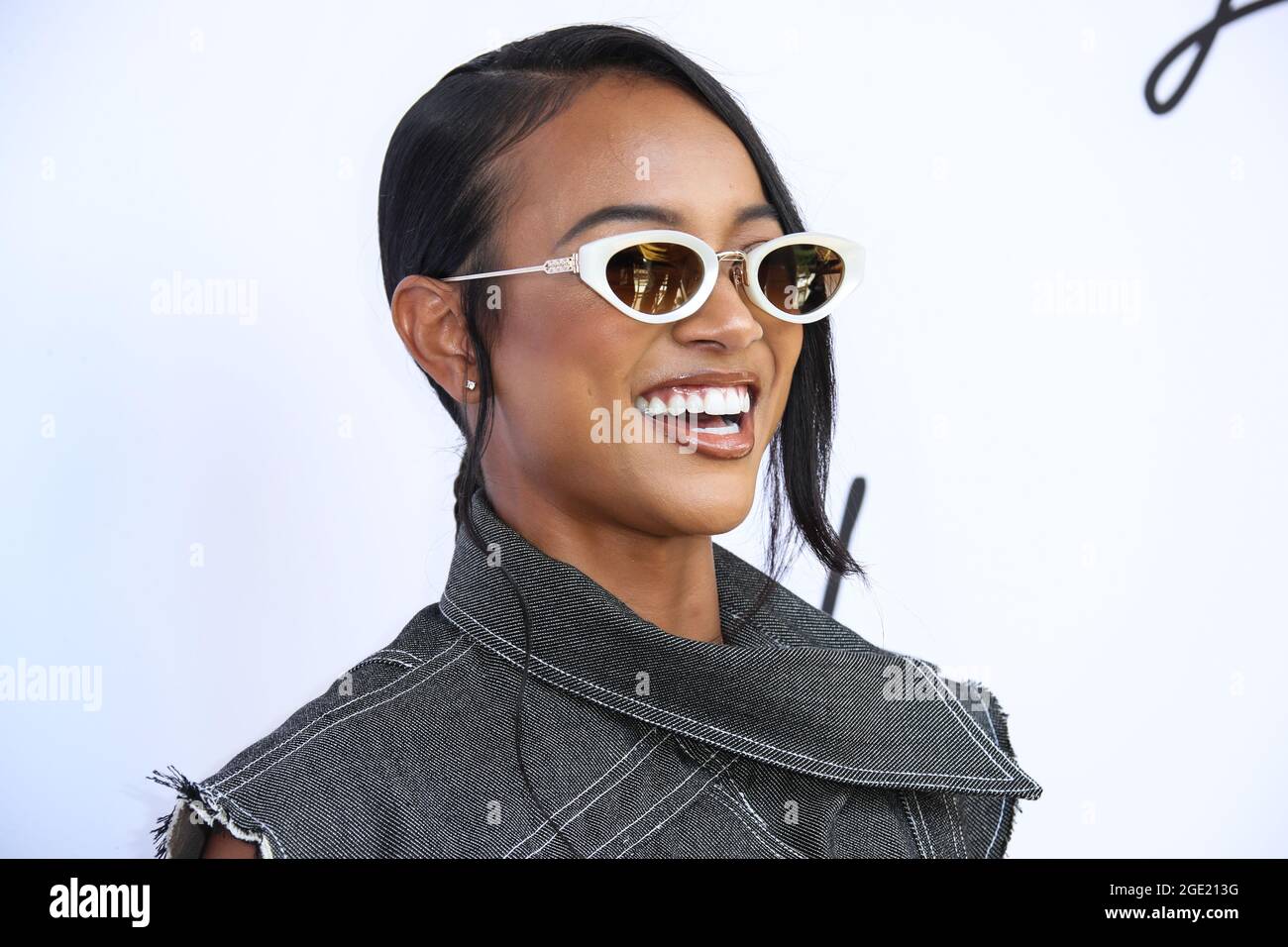 Karrueche model hi-res stock photography and images - Alamy