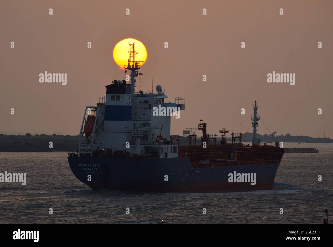 Tanker star hi-res stock photography and images - Alamy