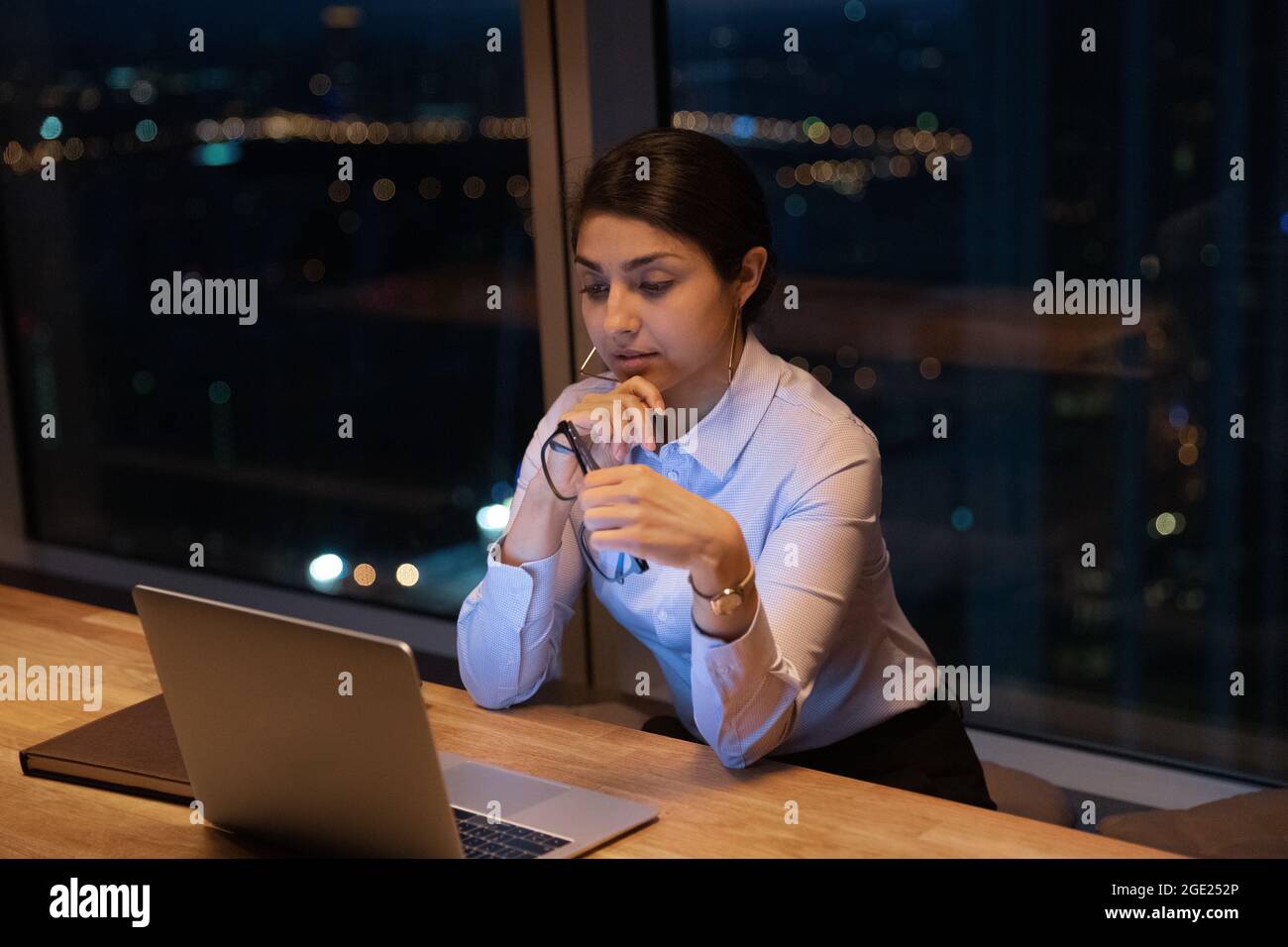 Information overload computer hi-res stock photography and images - Alamy