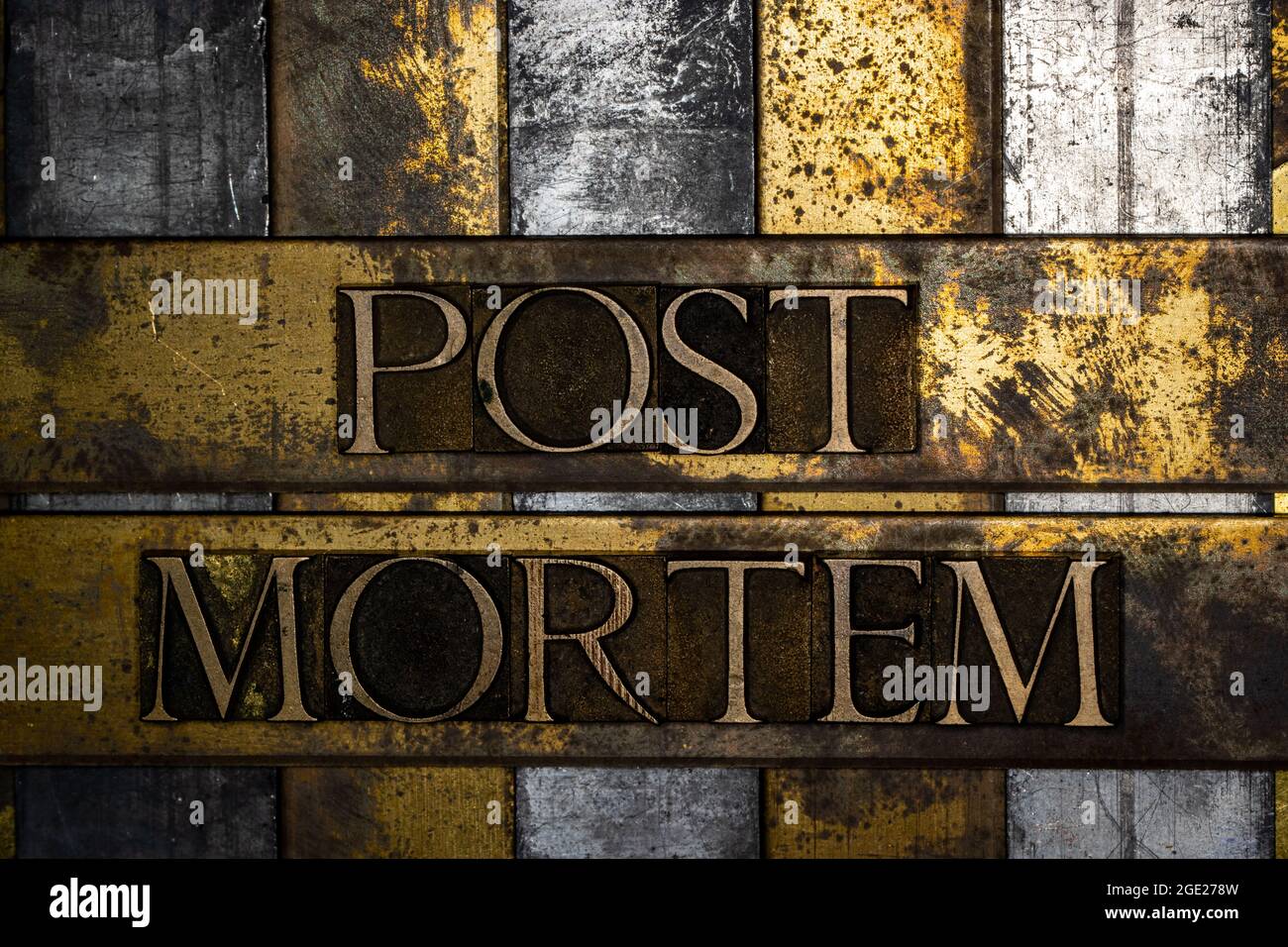 Post Mortem text on vintage textured copper and gold background Stock ...