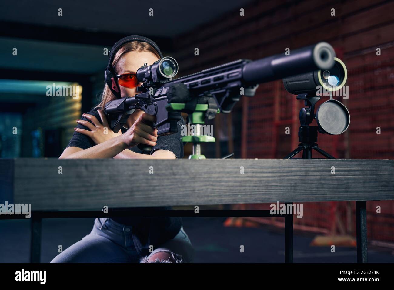 Firing glasses hi-res stock photography and images - Alamy