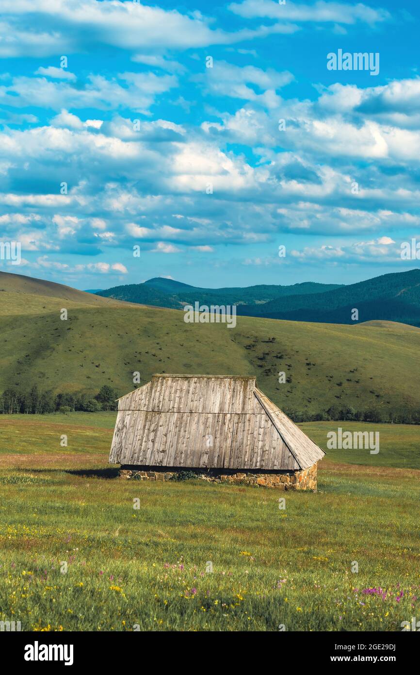 Hill slope hi-res stock photography and images - Alamy