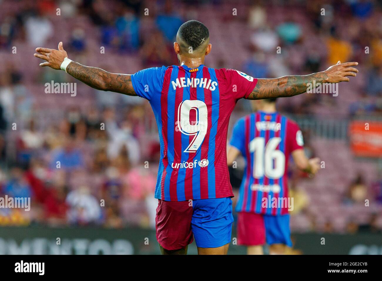 Memphis Depay of FC Barcelona during the La Liga Santander match ...
