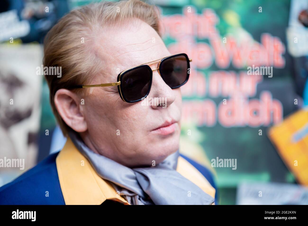 Rex gildo hi-res stock photography and images - Alamy