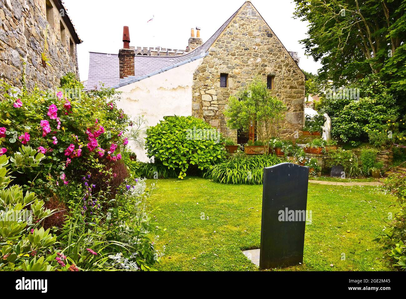 St tuguals chapel hi-res stock photography and images - Alamy