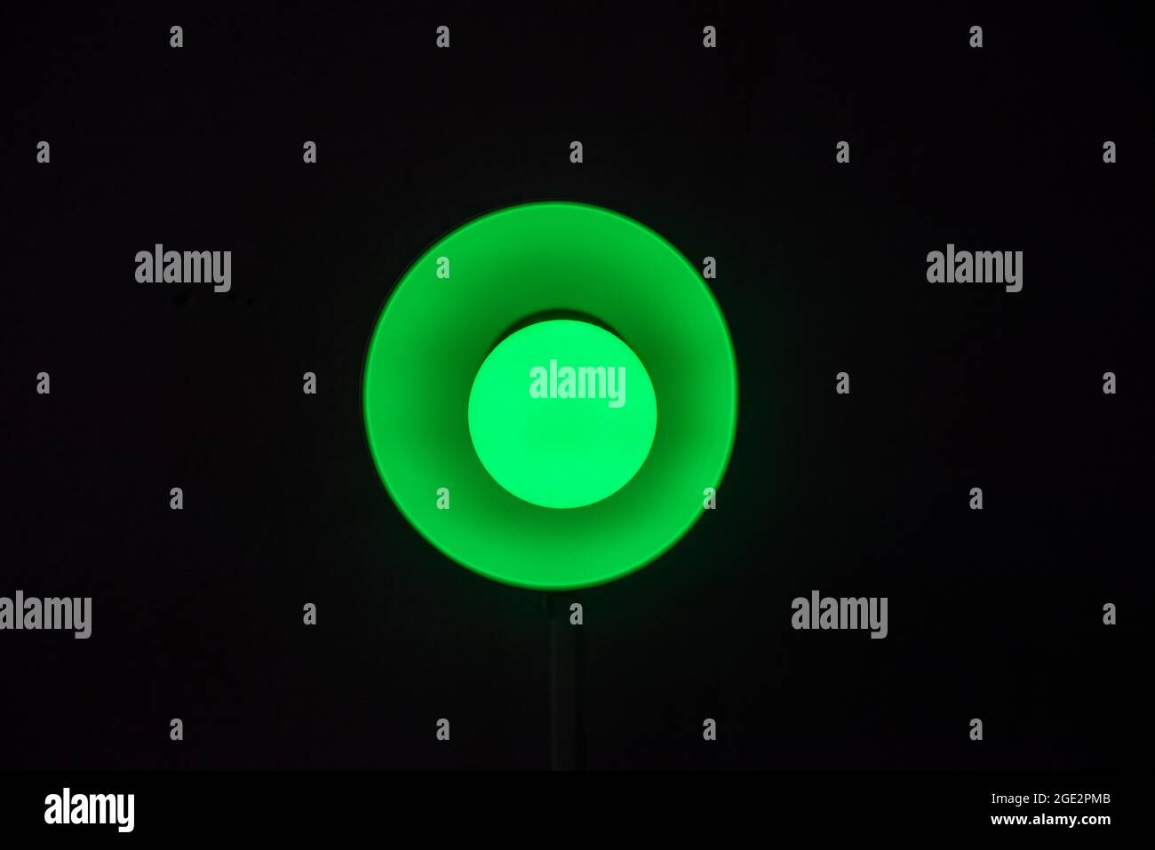 Green indoor environment hi-res stock photography and images - Alamy