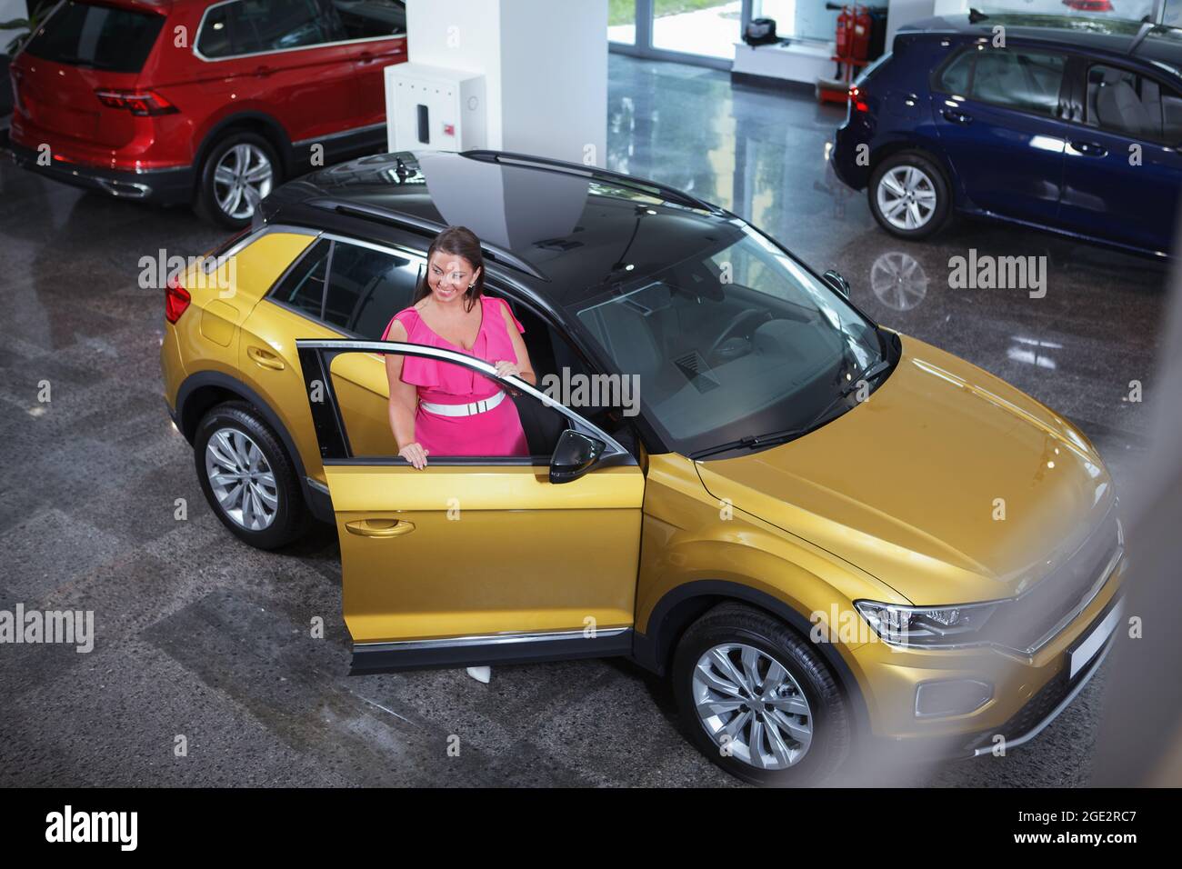 Top shot car hi-res stock photography and images - Alamy