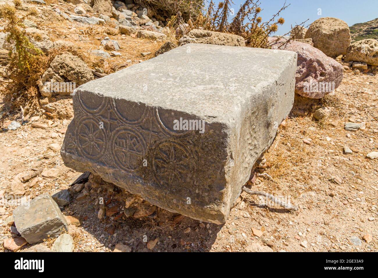 Ancient greek writing on stone hi-res stock photography and images - Alamy