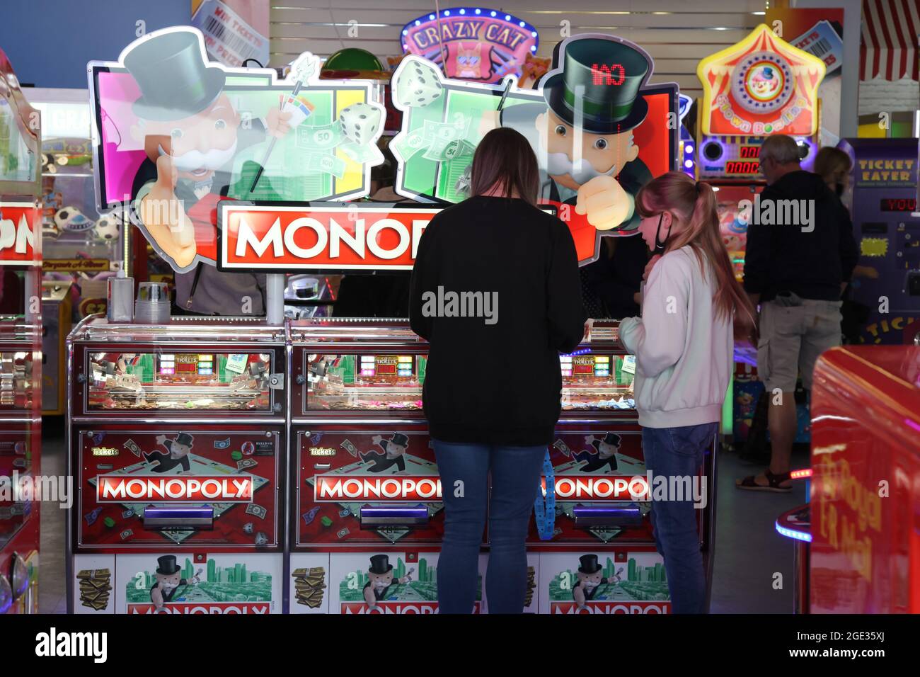 Arcade machine, 2p coin dropper pusher game, Barry Island Arcades ...