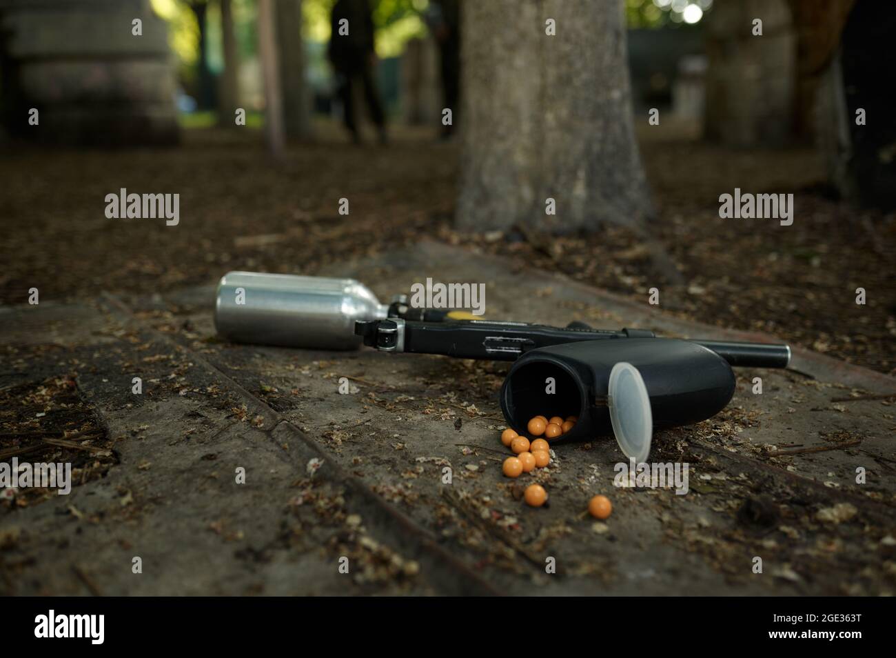 Paintball splash hi-res stock photography and images - Alamy