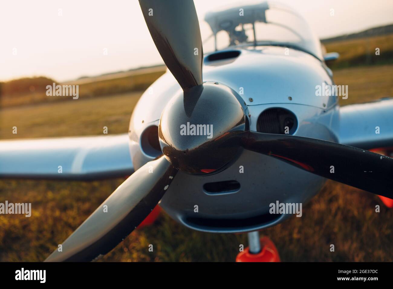 Jet fighter engine air intake hi-res stock photography and images - Alamy