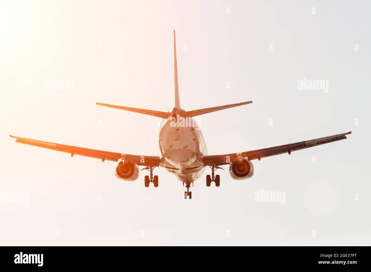 Airplane landing in hi-res stock photography and images - Alamy