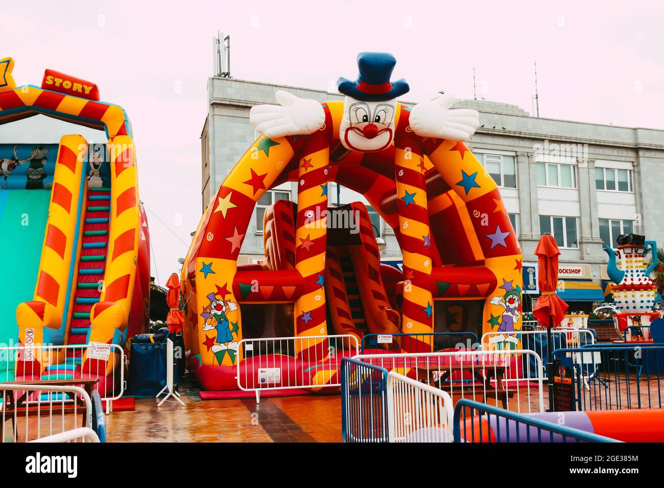 Barry island fun park hi-res stock photography and images - Alamy