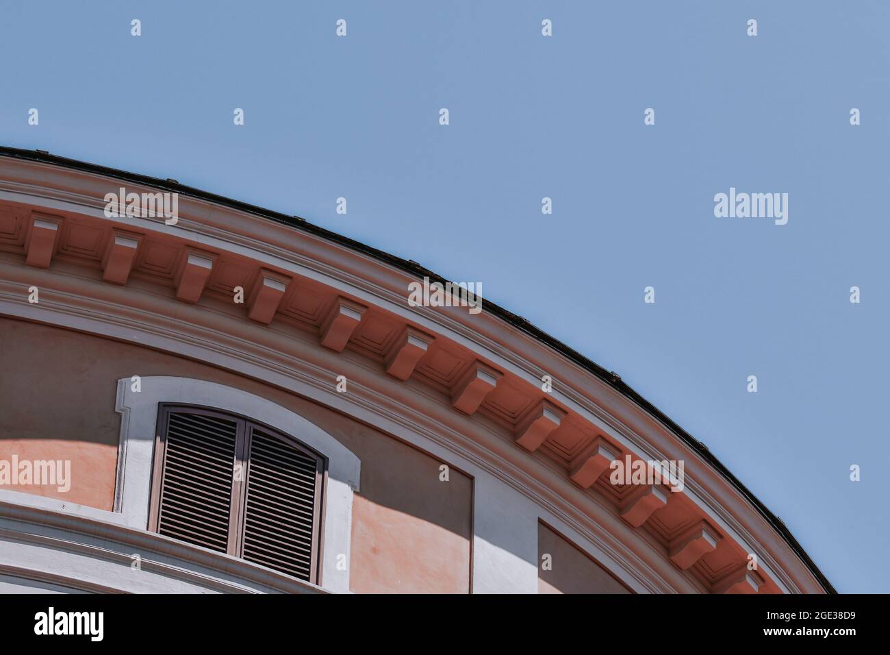 Residential building in rome hi-res stock photography and images - Alamy