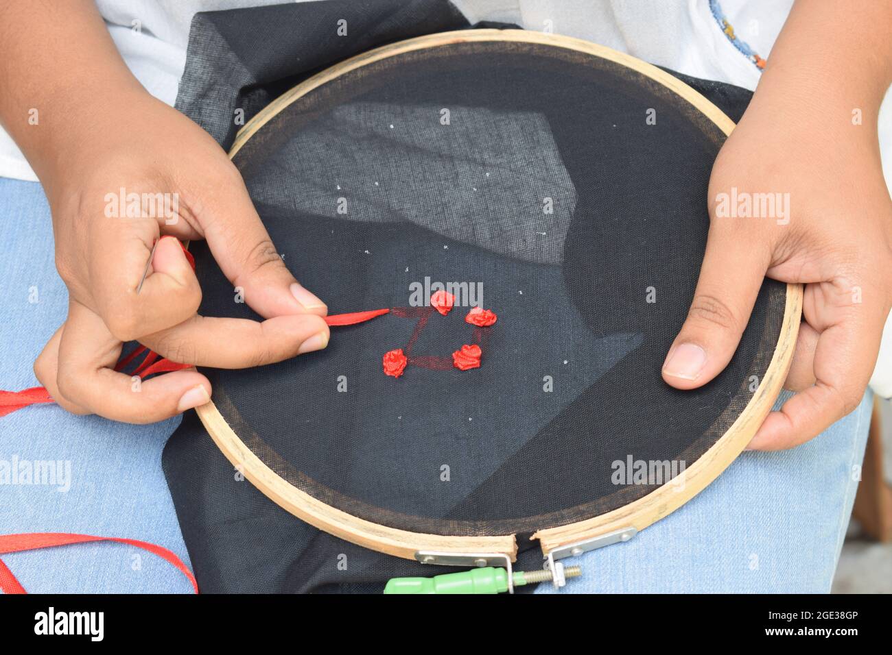Hand embroidery hi-res stock photography and images - Alamy