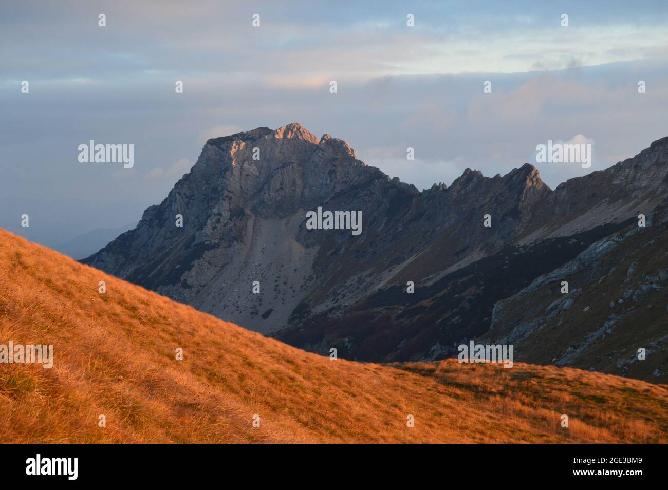 Hiking trail on Tara river and Durmitor mountain Stock Photo - Alamy