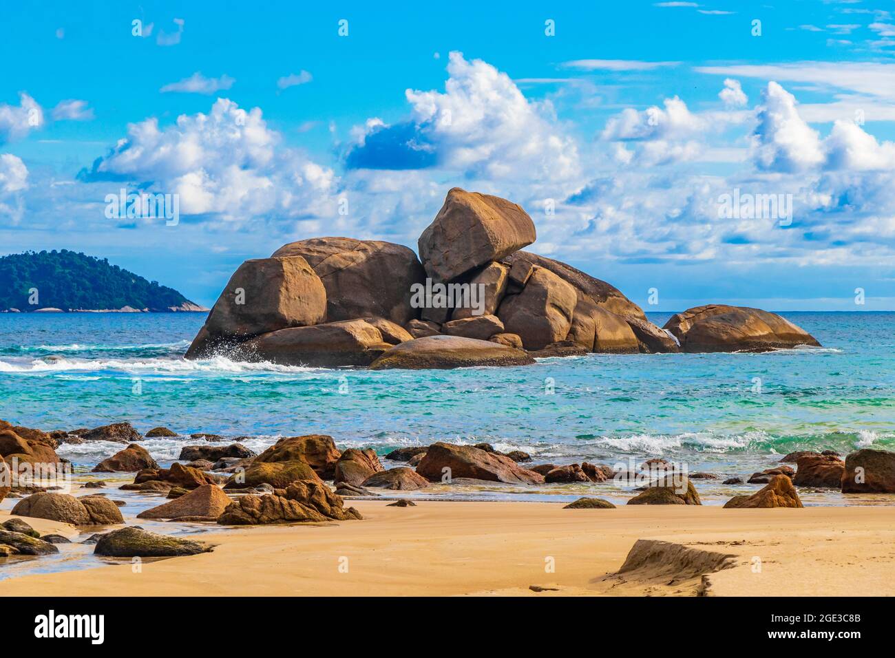 Amazing rock formations boulders on big tropical island Ilha Grande ...