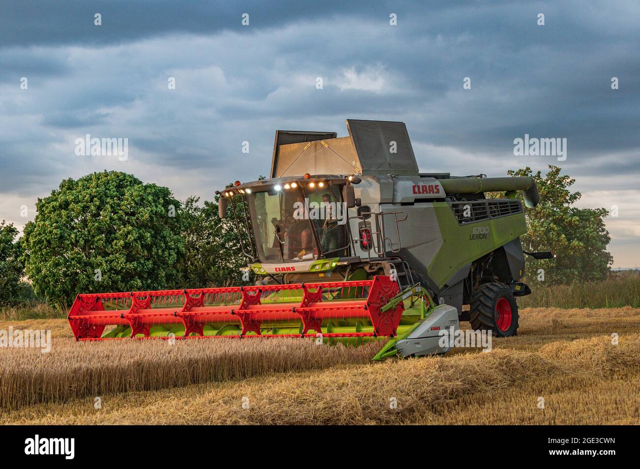 Class combine hi-res stock photography and images - Alamy
