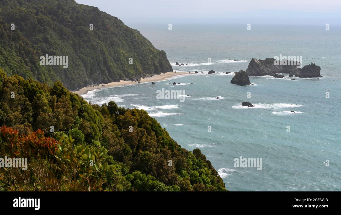 Rock formations along the ocean, Knight's Point, Fox Glacier-Haast ...