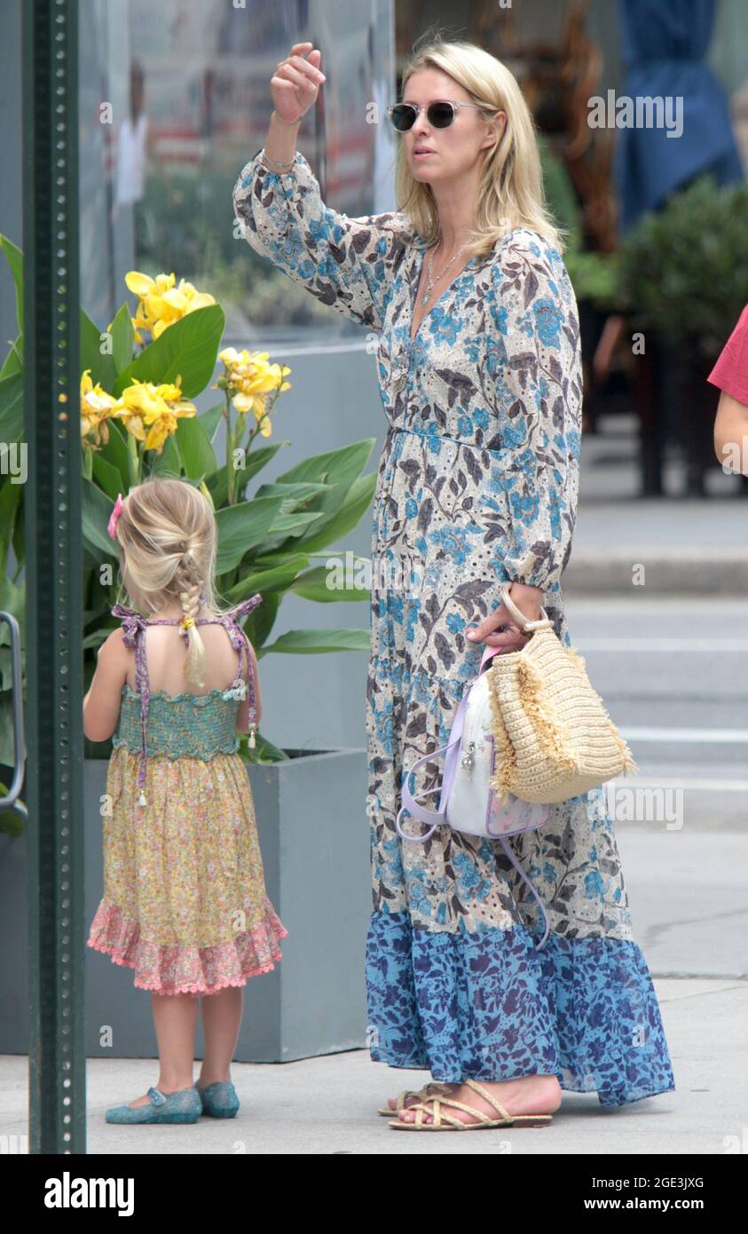 New York - NY - 20210729 Nicky Hilton Rothschild and daughterLily-Grace ...