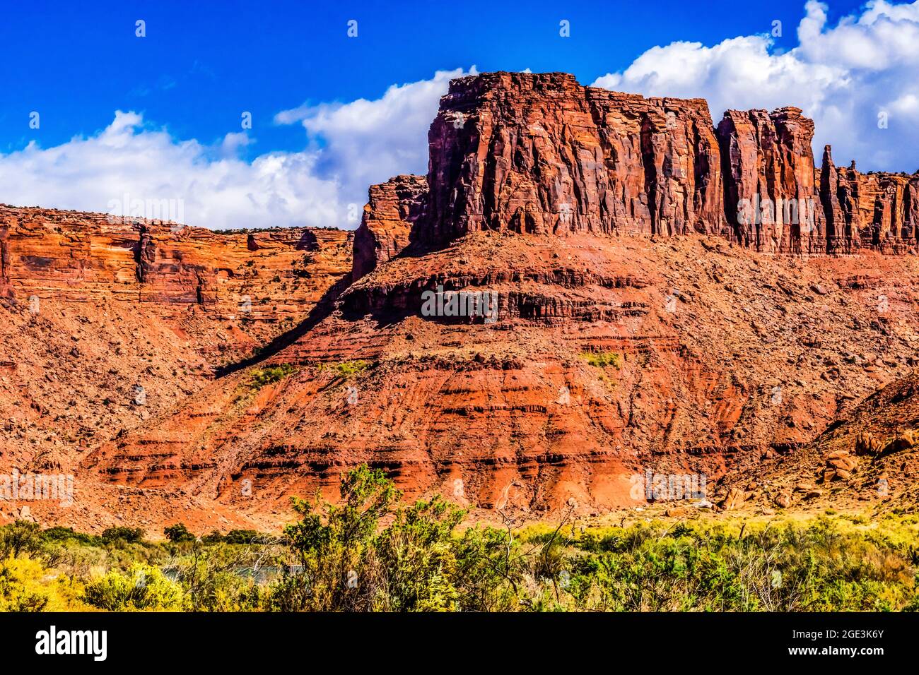 Red Rock Cliff Canyon Butte Colorado River Moab Utah USA Southwest ...