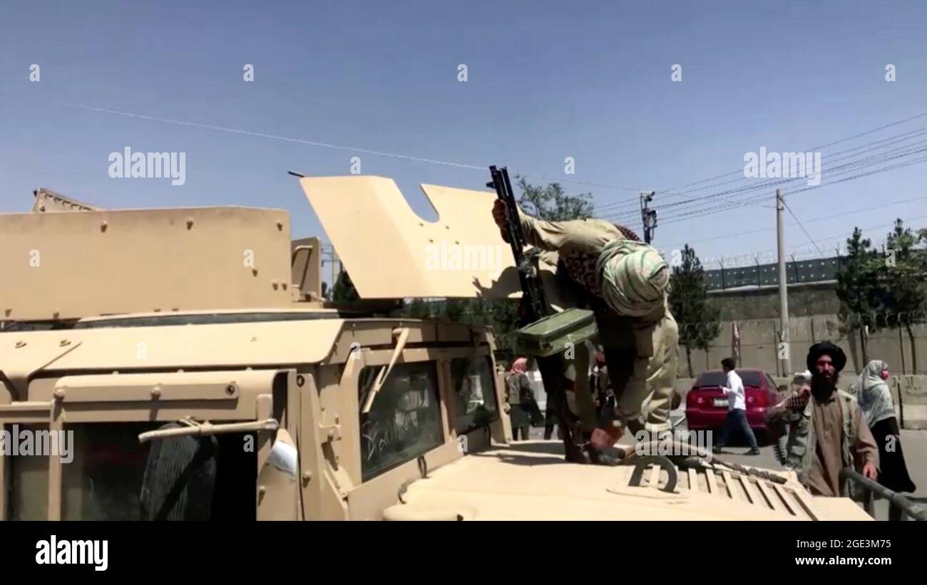 Kabul taliban gun 2021 hi-res stock photography and images - Alamy