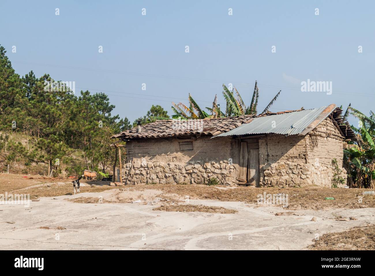 Poor rural house near La Campa village, Honduras Stock Photo - Alamy