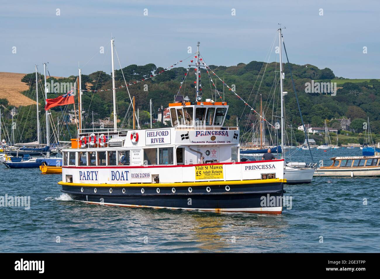 Cheap ferry fares hi-res stock photography and images - Alamy
