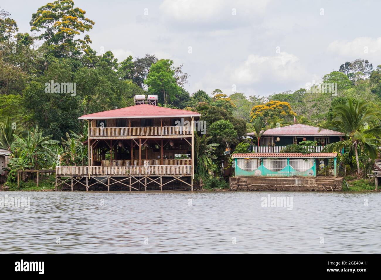 Riverside houses in Ell Castillo village at San Juan river, Nicaragua ...