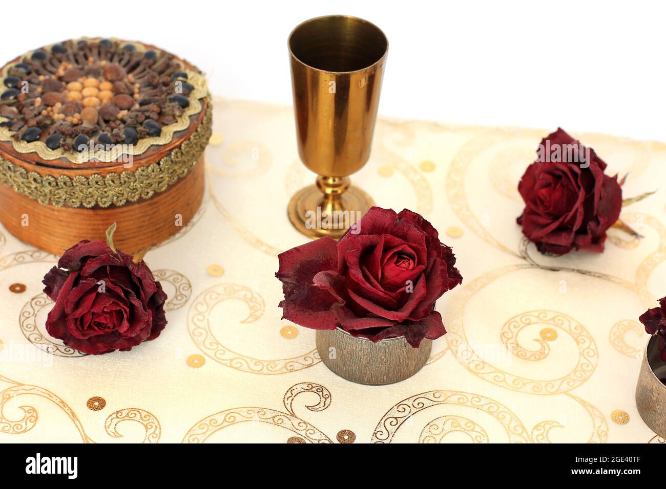 Copper goblet for wine. Vintage Cup Stock Photo - Alamy