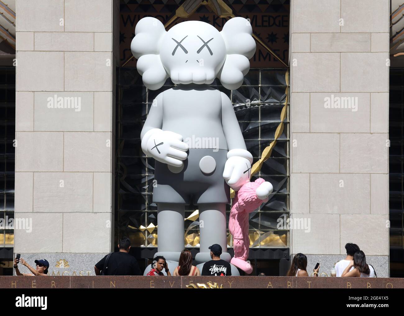 New York, New York, USA. 16th Aug, 2021. A view of the new 18-foot tall ...