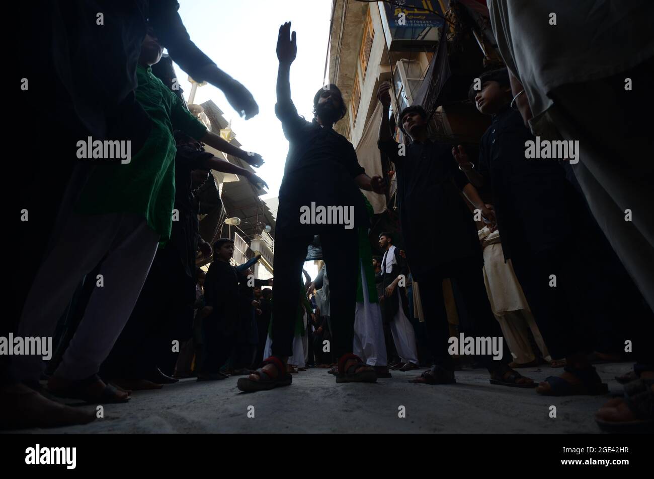 Peshawar, Pakistan. 16th Aug, 2021. Shiite Muslims attend Muharram ...