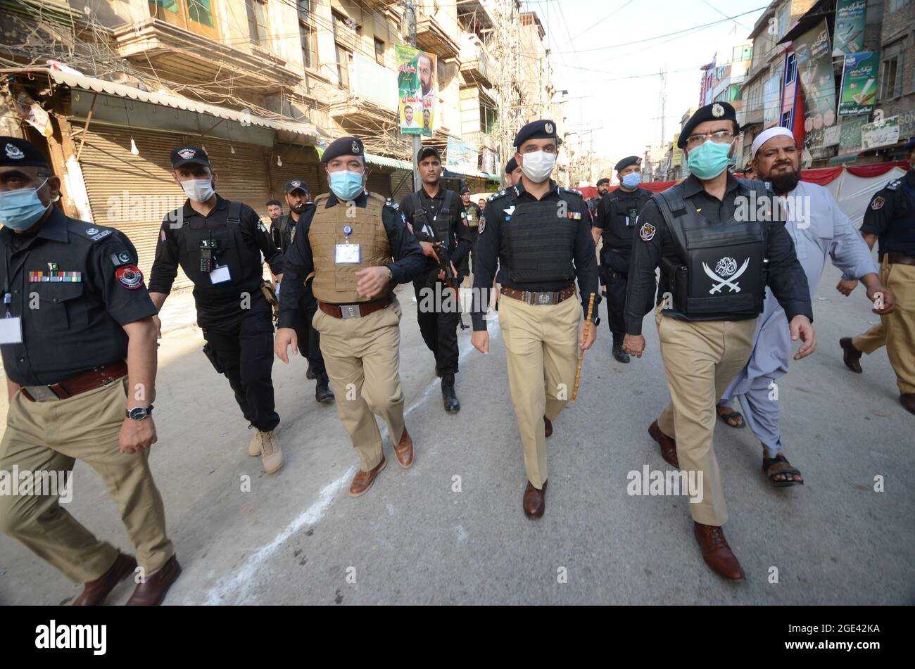 Peshawar, Pakistan. 16th Aug, 2021. Shiite Muslims attend Muharram ...