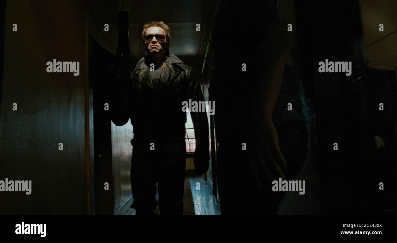Los Angeles.CA.USA. Arnold Schwarzenegger as the killer cyborg in a ...