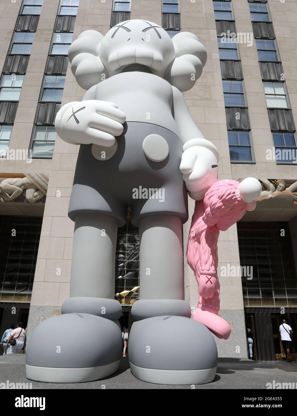 New York, New York, USA. 16th Aug, 2021. A view of the new 18-foot tall ...