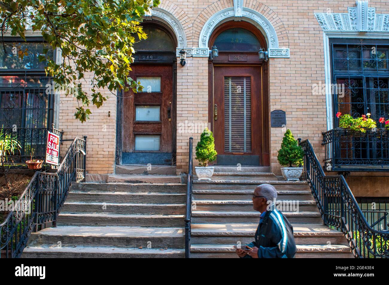 Malcolm x boulevard hi-res stock photography and images - Alamy