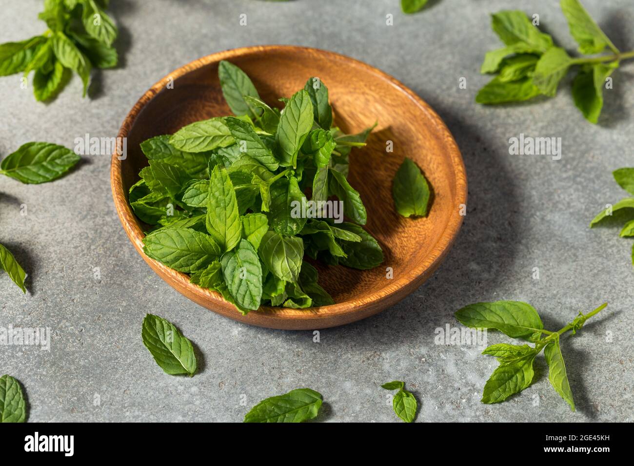 Raw Green Organic Mint Herbs Ready to Use Stock Photo - Alamy