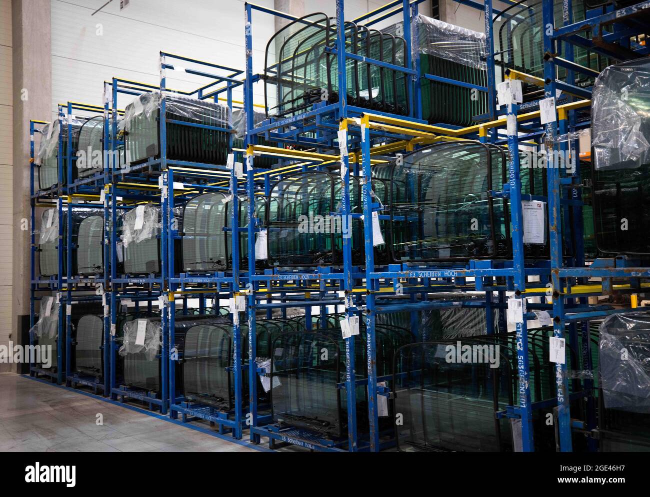 Hamburg, Germany. 04th Aug, 2021. Windscreens for forklift trucks are ...