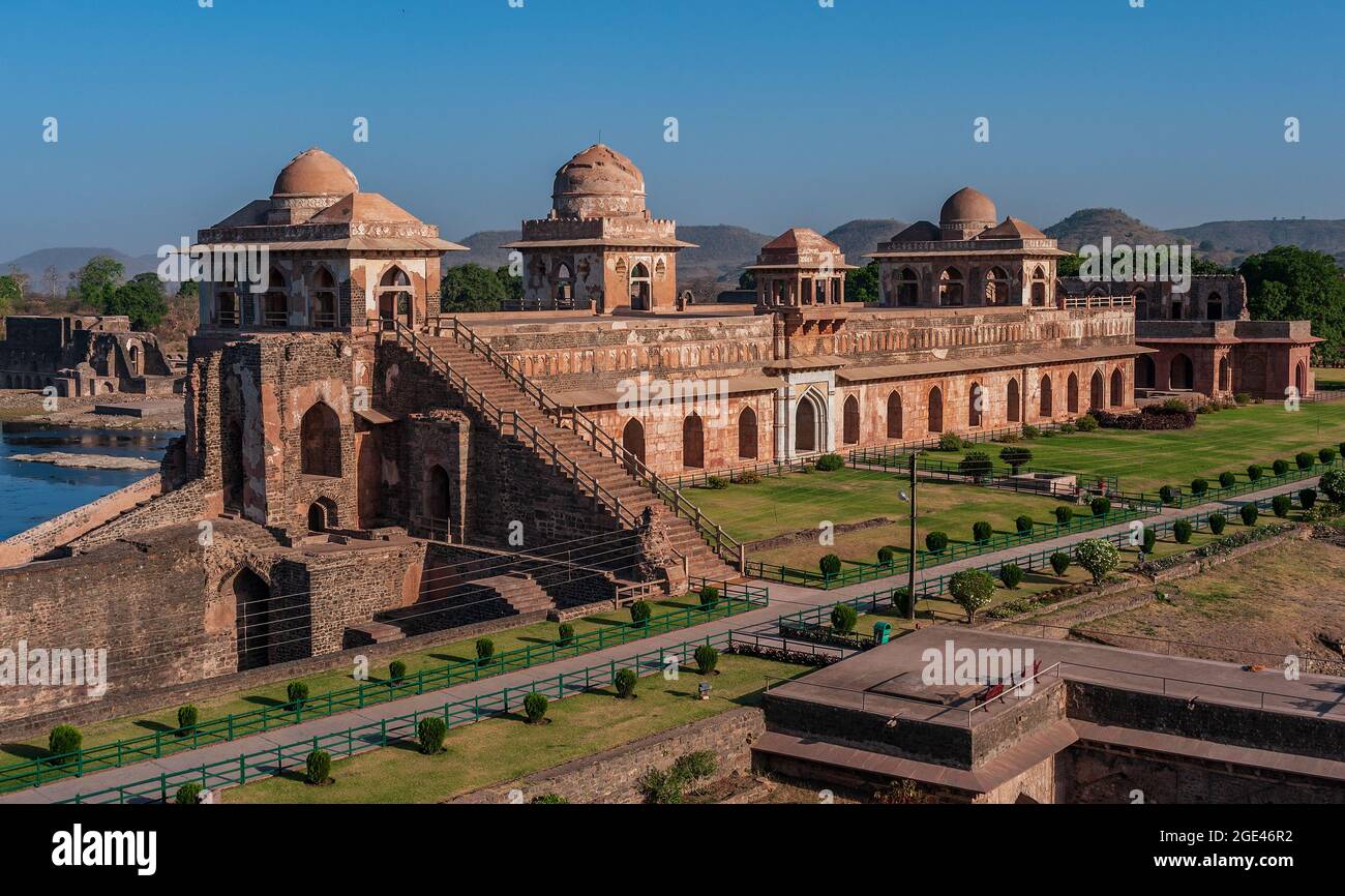 Jahaz Mahal royal complex, Mandu, Madhya Pradesh, India Stock Photo - Alamy