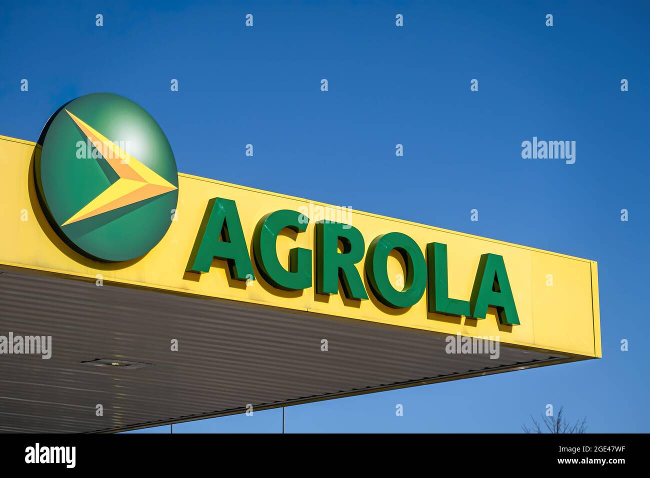 Agrola logo hi-res stock photography and images - Alamy
