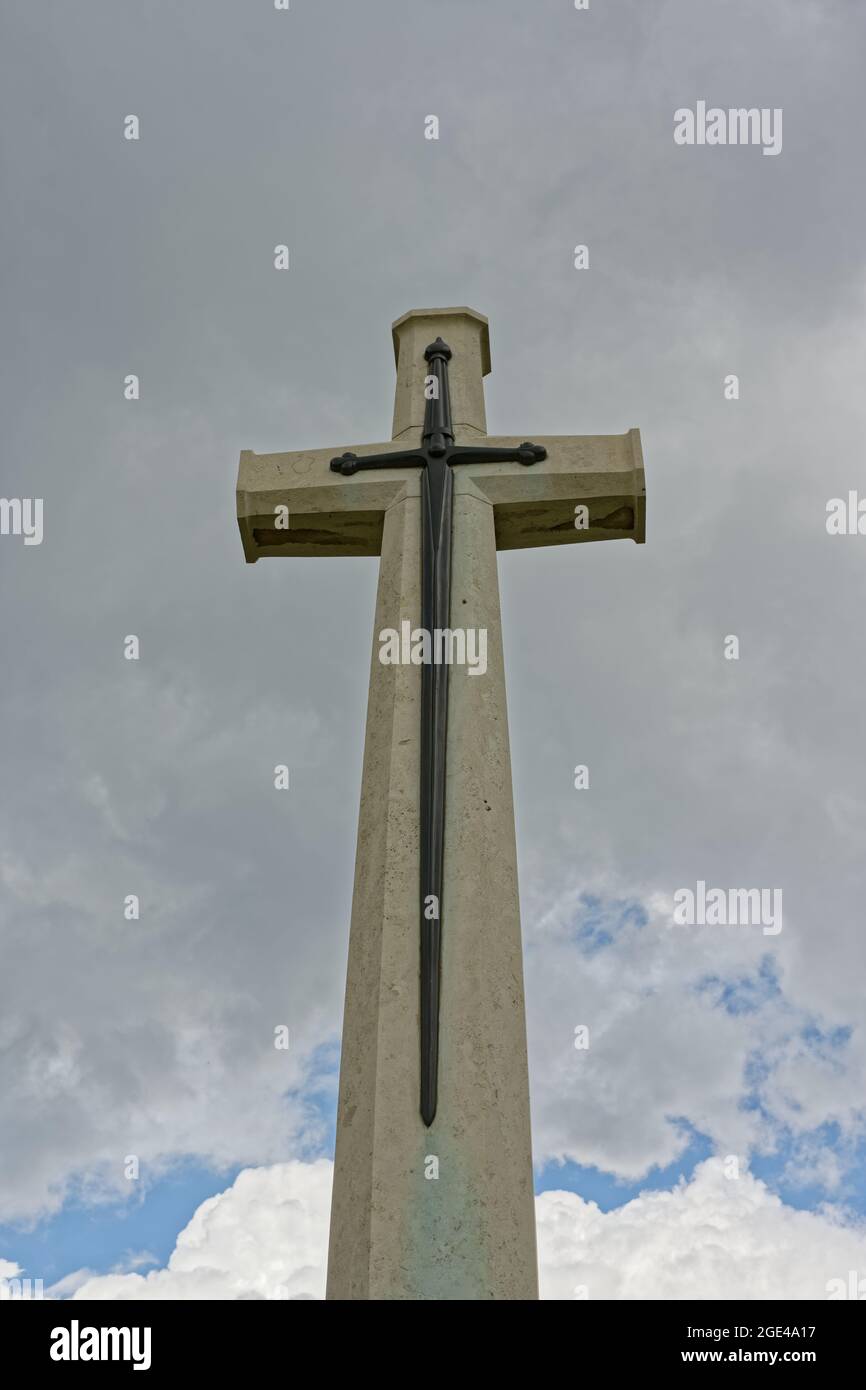 Cross of Sacrifice in Hanover War Cemetery (CWGC) 2. WW and Military ...