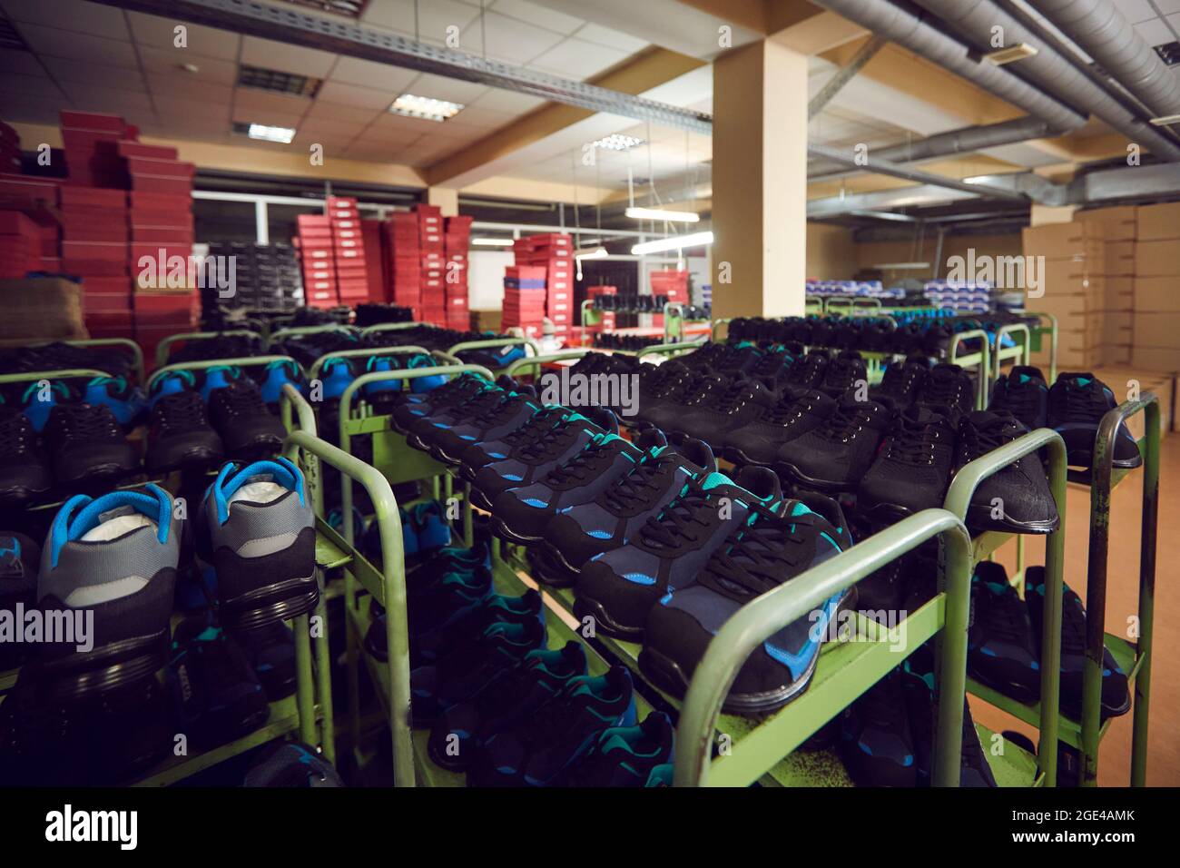 Sneaker store line hi-res stock photography and images - Alamy
