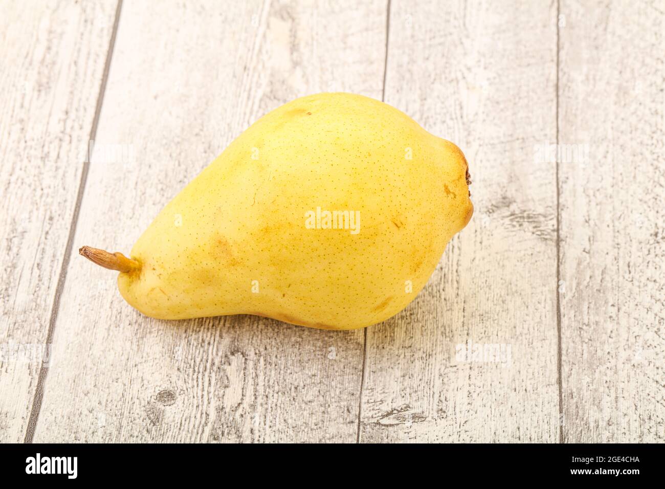 Ripe, tsasty and sweet Yellow Chinese Pear Stock Photo - Alamy