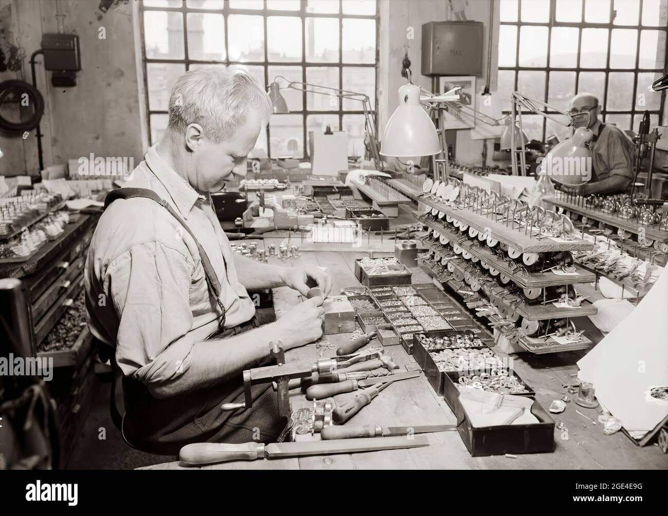 20th Century factory workers at work in postwar Norway Stock Photo - Alamy